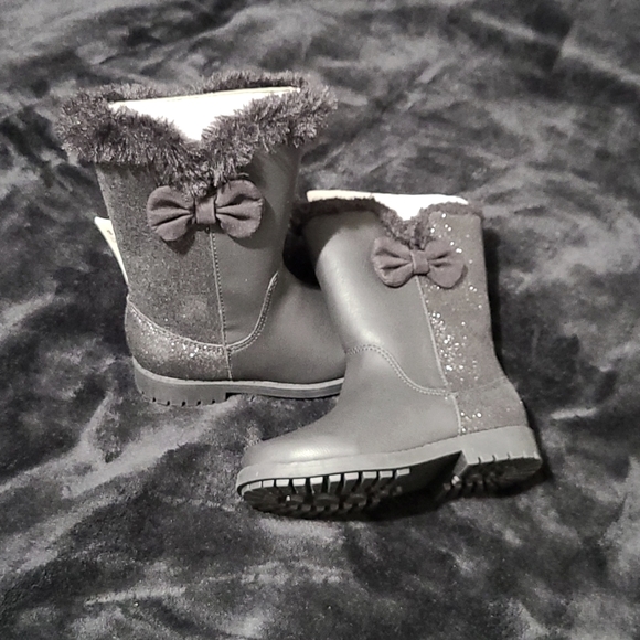 H&M | Shoes | Nwt Black Little Girls Boots | Poshmark